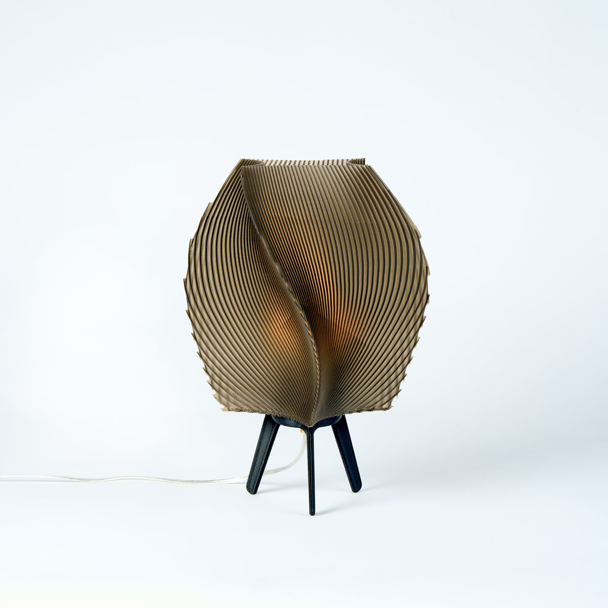 Zephyr Lamp – Wooj Design